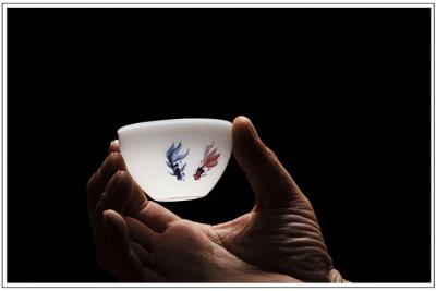 中国 パターン ホウケイ酸ガラスのティーポット セットの金魚の装飾を曇らすこと 販売のため