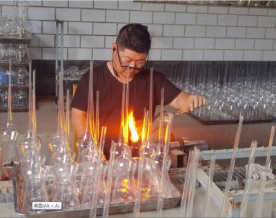 Cina Lanciatori vetro/vetro dell'alto borosilicato con progettazione minimalista del coperchio in vendita