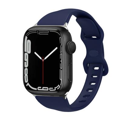 Cina 8 Shaped Buckle Soft Silicone Watch Strap Portable Replacement 38mm / 40mm / 42mm in vendita