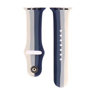 Cina 38mm / 40mm Four Color Silicone Watch Strap Replacement Portable in vendita