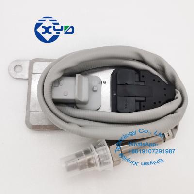 Cina sensore 5WK96722B 51154080017 di NOx dell'automobile 24V per i sistemi automobilistici del gas di scarico dell'SCR dell'UOMO in vendita