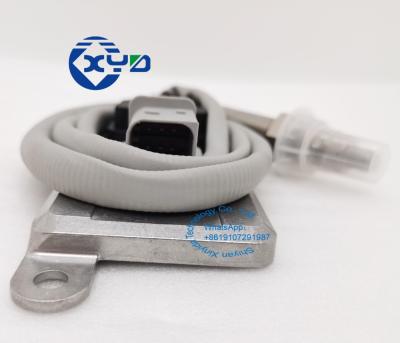 Cina sensore 5WK96722B 51154080017 di NOx dell'automobile 24V per i sistemi automobilistici del gas di scarico dell'SCR dell'UOMO in vendita