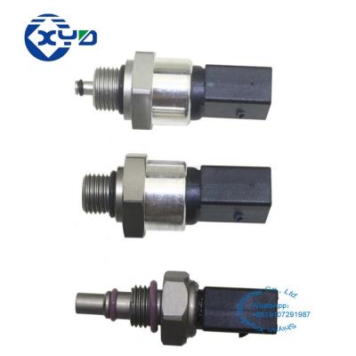 Cina Parti della pompa di Adblue del sensore di temperatura del camion A0061534528 0061534528 per il MB Mercedes Benz in vendita