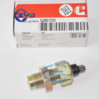 Cina Sensore di pressione di olio dell'automobile dei sensori C3967252 3967252 del motore per veicoli di Cummins 6CT in vendita
