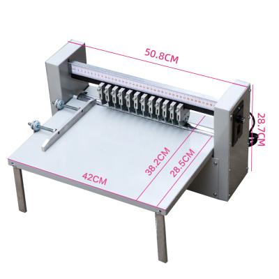 China Desktop-etikettenknipper met een vermogen tot het snijden van papieren etiketten met behulp van een PLC van 400 mm Andere 50 m/min Te koop