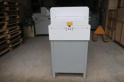 China Máquina de corte de papel elétrico A3 com espessura de corte de 40 mm à venda