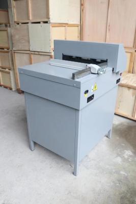 China A3 elektrische papier snijmachine met 40 mm snijdikte en automatische papier push way Te koop
