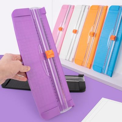 Cina Trittatore di carta A4 versatile manuale per vari materiali artigianali in vendita
