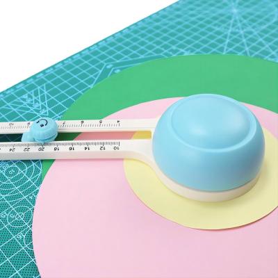Cina Mini tagliatore di carta rotondo per cartoni 2022 versione aggiornata 75g ABS in metallo in vendita