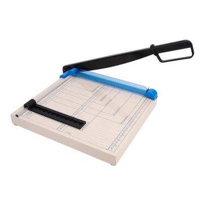China Mini-bureaubladpapiertrimmer voor het snijden van A3-A4-papier 12 vellen Snijdikte 8pc/Ctn Te koop