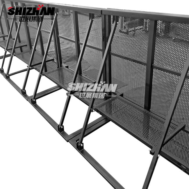 steel barrier (1).jpg