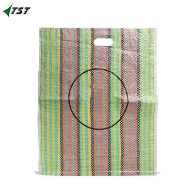 China Customized Colorful PP Woven Bag For Shopping With Strips Gunia for sale