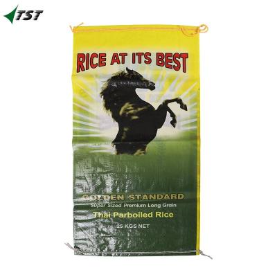 China Eco Friendly BOPP Woven Bag With Handle Custom Logo Waterproof & Tear Proof for sale