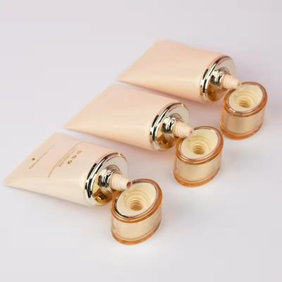 Cina 50 ml tubo cosmetico piatto ovale vuoto tubo di fondazione riciclabile in vendita