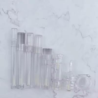 China Transparenter Lipgloss Gesicht Cremes Zauberstäbe Tuben Private Label Flüssiger Lipgloss Flaschen zu verkaufen