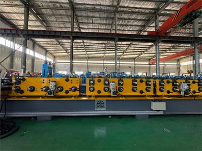 China 60-200mm automatic size changeable U purlin making machine for Kazakstan 80-300mm automatic size changeable U purlin zu verkaufen