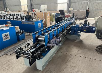 중국 30*50mm and 30*70mm 2 sizes in 1 U guide rail roll forming machine for Nicaragua shutter door track machine 판매용
