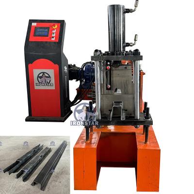 중국 104 Omega bracket roll forming machine in Russia Raw material:Galvanized steel 판매용