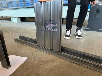 Cina 30*70mm U guide rail roll forming machine in Nicaragua in vendita