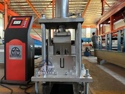 Cina 30*70mm U guide rail roll forming machine in Nicaragua in vendita