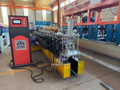 Cina 30*70mm U guide rail roll forming machine in Nicaragua in vendita