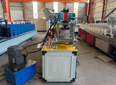China Rolling shutter door roll forming machine in Nicaragua for sale