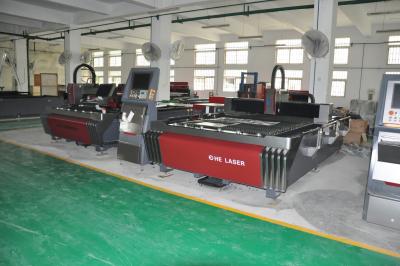 Cina Tagliatrice conveniente del laser da 500 watt per acciaio, macchina della taglierina del laser della fibra in vendita