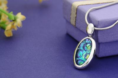 China Dichroic Glass pendant  fashion  for Women Jewelry European by original factory wholsale supplier for sale