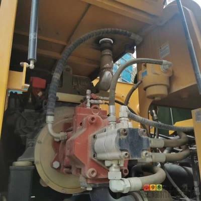 Cina Il camion della pompa per calcestruzzo di Shacman 10018 ha montato il telaio 9~18Mpa di HOWO in vendita
