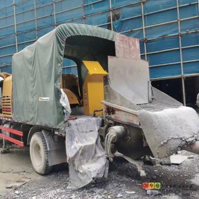 Cina Il camion della pompa per calcestruzzo di Shacman 10018 ha montato il telaio 9~18Mpa di HOWO in vendita