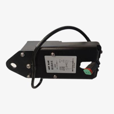 China Shacman Crane Original Height Limit Switch Crane Anti Overroll Switch Heavy Hammer Normally Open And Normally Closed Switch for sale