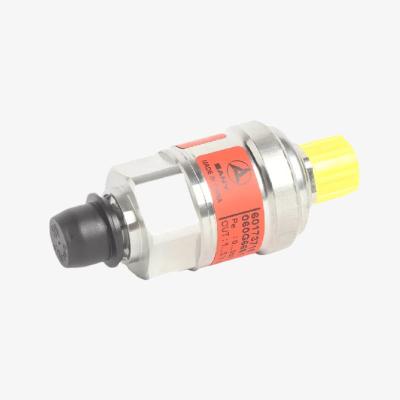 Cina Sensore di pressione della gru Shacman 35MPa-24V-V-G1/4-M12 Sensore di pressione dell'aria dell'olio di gru in vendita