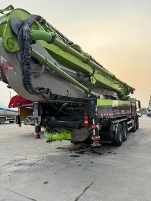Cina 2022 meno utilizzato Zoomlion Tipo Aperto Usato Cremagliera Concreto 62m con camion Mercedes Benz in vendita