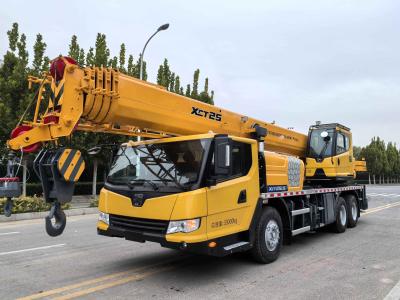 중국 XCMG XCT25 25 톤 이동 트럭 크레인 원형 수압 붐, 낮은 시간, 우수한 상태 판매용