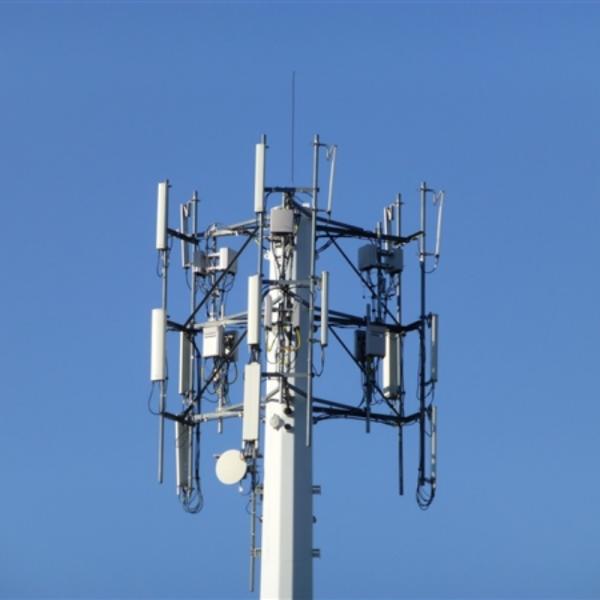 Quality Hot Dip Galvanized Telecom Tower Q355 Steel 10-120m for 4G 5G Base Station for sale