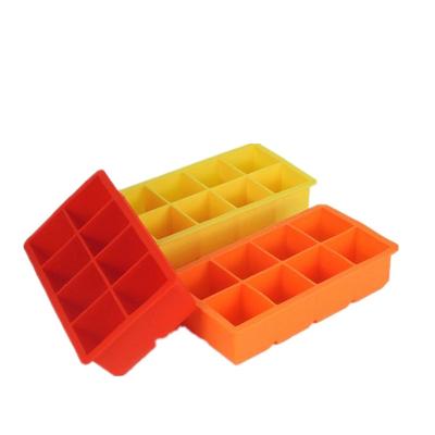 Cina Non tossico, resistente, grande muffa di ghiaccio, vassoio di congelamento in silicone leggero in vendita