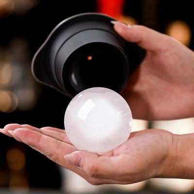 Cina BPA Free Sphere Ice Cube Tray Mould Inodore per la preparazione di cocktail in vendita