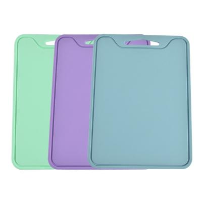 Cina utensili da cucina in silicone a prova d' olio multifunzione, tavola da taglio in silicone portatile in vendita