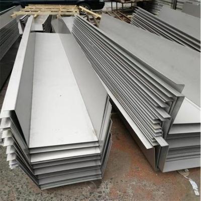 Cina 304 ha curvato il Manica strutturale di acciaio inossidabile della grondaia del tetto di acciaio inossidabile 410 316Ti in vendita