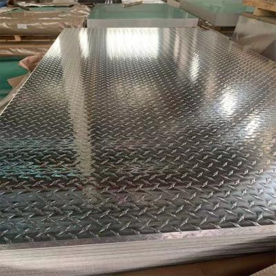Cina lo specchio di alluminio a quadretti di alluminio dello strato dello strato H112 del piatto di 1060-H24 O ha spazzolato 1060 in vendita