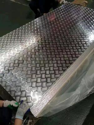 Cina lo specchio di alluminio a quadretti di alluminio dello strato dello strato H112 del piatto di 1060-H24 O ha spazzolato 1060 in vendita