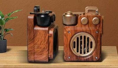 China New retro  wireless Bluetooth portable small speaker high-end gift radio bluetooth speaker for sale