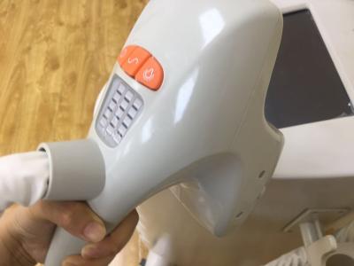 Cina Attrezzatura multifunzionale di riduzione delle celluliti con rf + vuoto + luce infrarossa + massaggio in vendita
