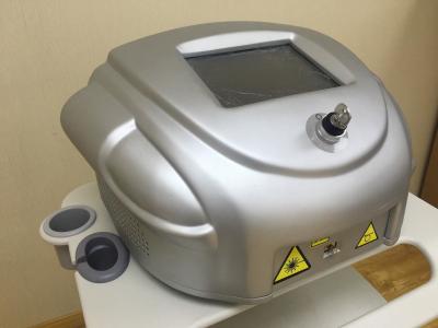 Cina macchina vascolare di rimozione del laser 980nm, trattamento del laser per le vene del filo in vendita