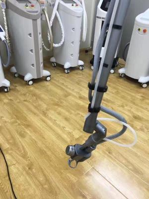 Cina La clinica ha utilizzato la macchina frazionaria del laser di CO2 per rimozione della cicatrice/rifare la superficie della pelle in vendita