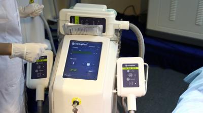 Cina Macchina di congelamento grassa non chirurgica, macchina di riduzione delle celluliti di Coolplas in vendita