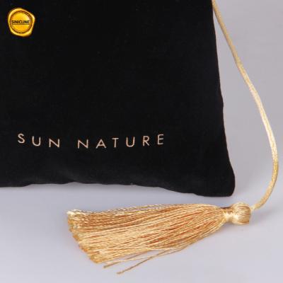 Cina Borsa d'imballaggio del cordone su ordinazione di Logo Non Woven Fabric Black per il cosmetico in vendita