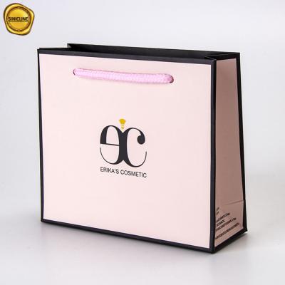 China Bolsas de papel de encargo de las compras de la impresión con su propio logotipo en venta