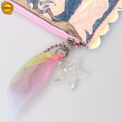 Cina La borsa a chiusura lampo di plastica del laser della borsa elegante di lusso del PVC per abbigliamento/olografici olografici compone la borsa con la chiusura lampo del metallo in vendita