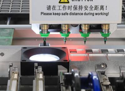 Cina Sistema di montaggio SMT desktop da 400W con 4 ugelli e precisione di controllo di 0,015 mm in vendita